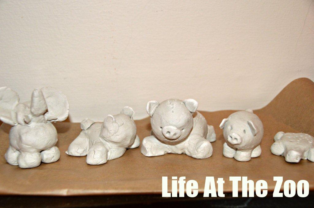 Clay Modelling or kids - Life At The Zoo